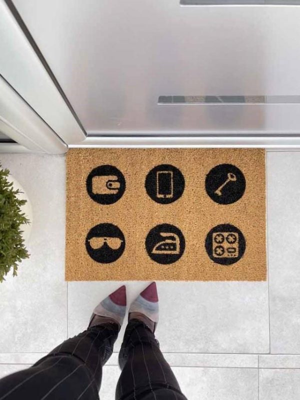 Podsetnik - mr. doormat